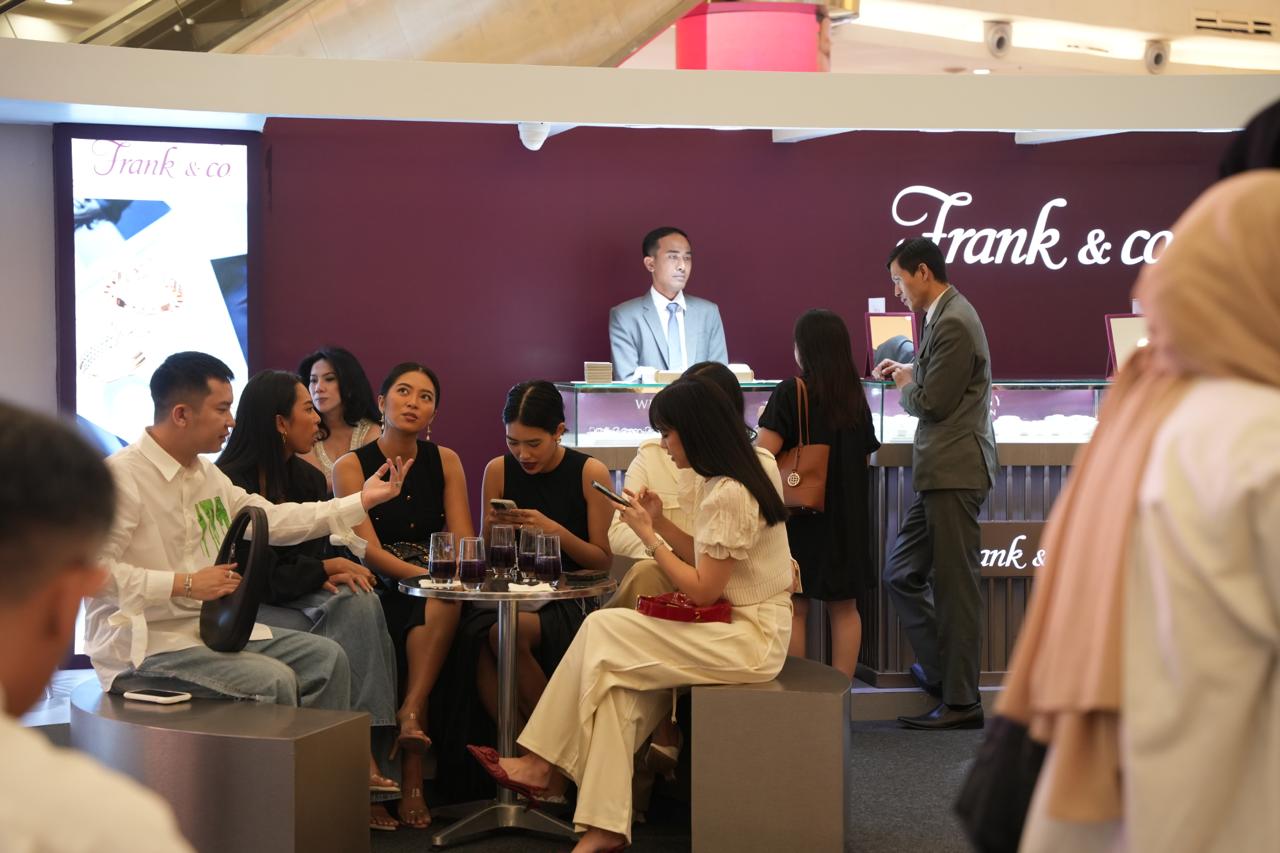 Berkolaborasi Bersama Monica Ivena, Frank & co. Buka Pop-Up Exhibition ...